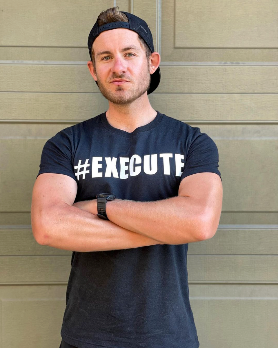 #EXECUTE T-Shirt – Erik The Electric